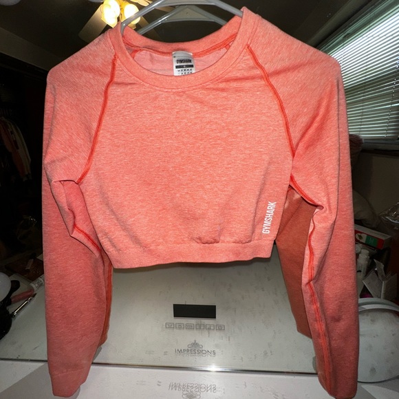 Gymshark | Tops | Super Cute Gym Shark Crop Top | Poshmark